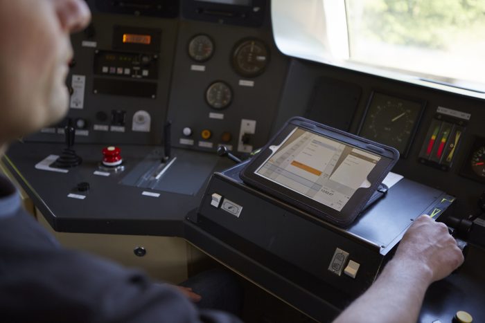 Devenir conducteur / conductrice de trains sur vos lignes N & U, c'est ...